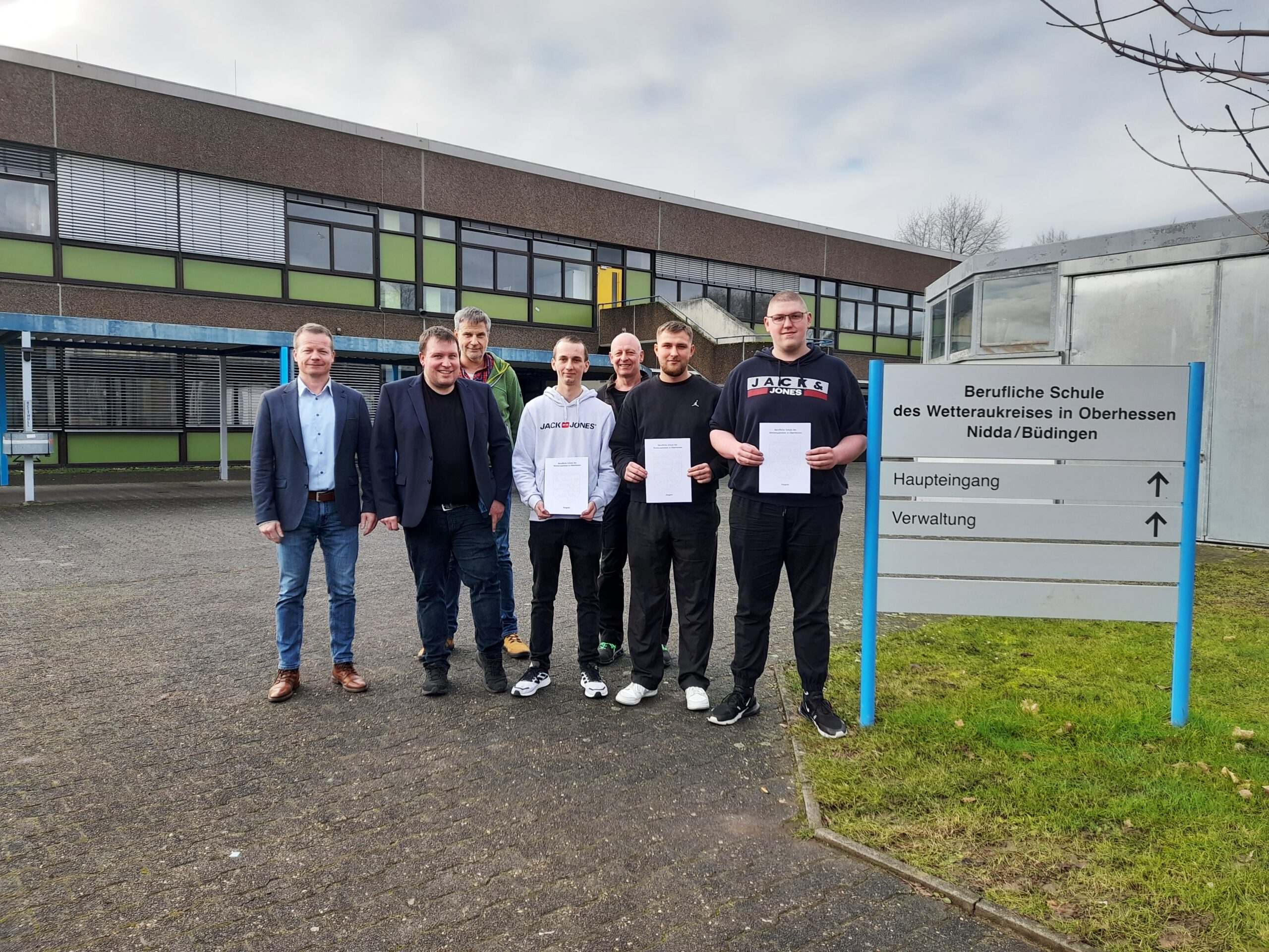 Feierstunde bei den Zerspanungsmechanikern – Verabschiedung der 13 MT 1 – BSO-Home